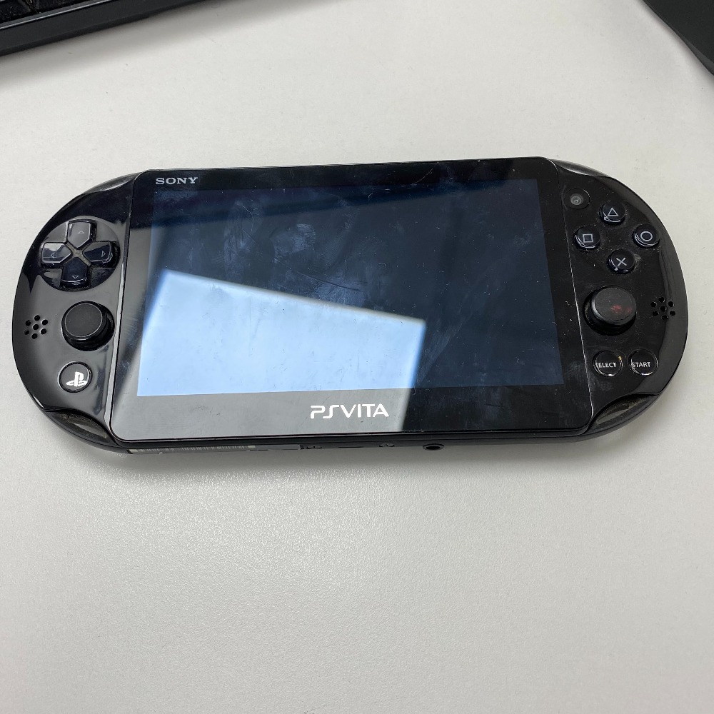 Pre-owned Playstation Sony PlayStation PS Vita Slim 8GB PCH-2016 Wi-Fi ...
